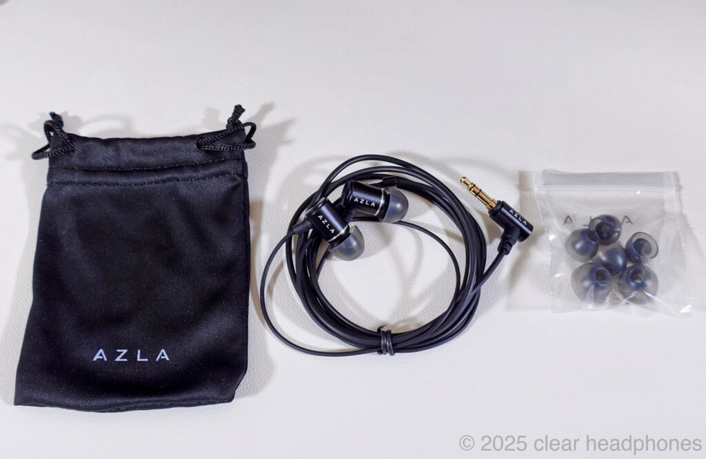 AZLA TRINITY サクッと見れる聴き込み有線イヤホンレビュー 低価格イヤホンの新定番 ! - clear headphones