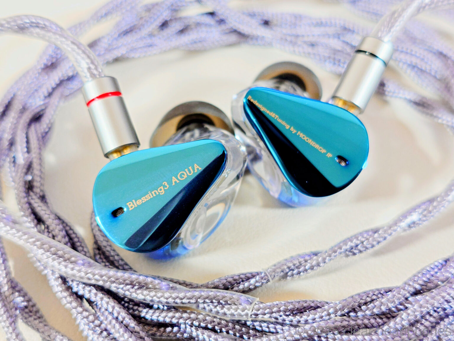 水月雨(MOONDROP) Blessing3 AQUA サクッと見れる聴き込み有線イヤホンレビュー 求めていた Blessing3 はこれ。 - clear headphones